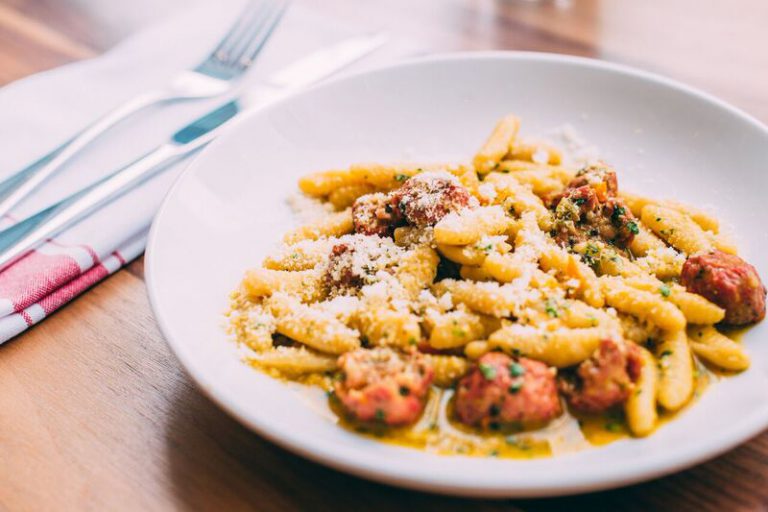 Chef David Hawksworth Opens Nightingale Restaurant in Vancouver ...